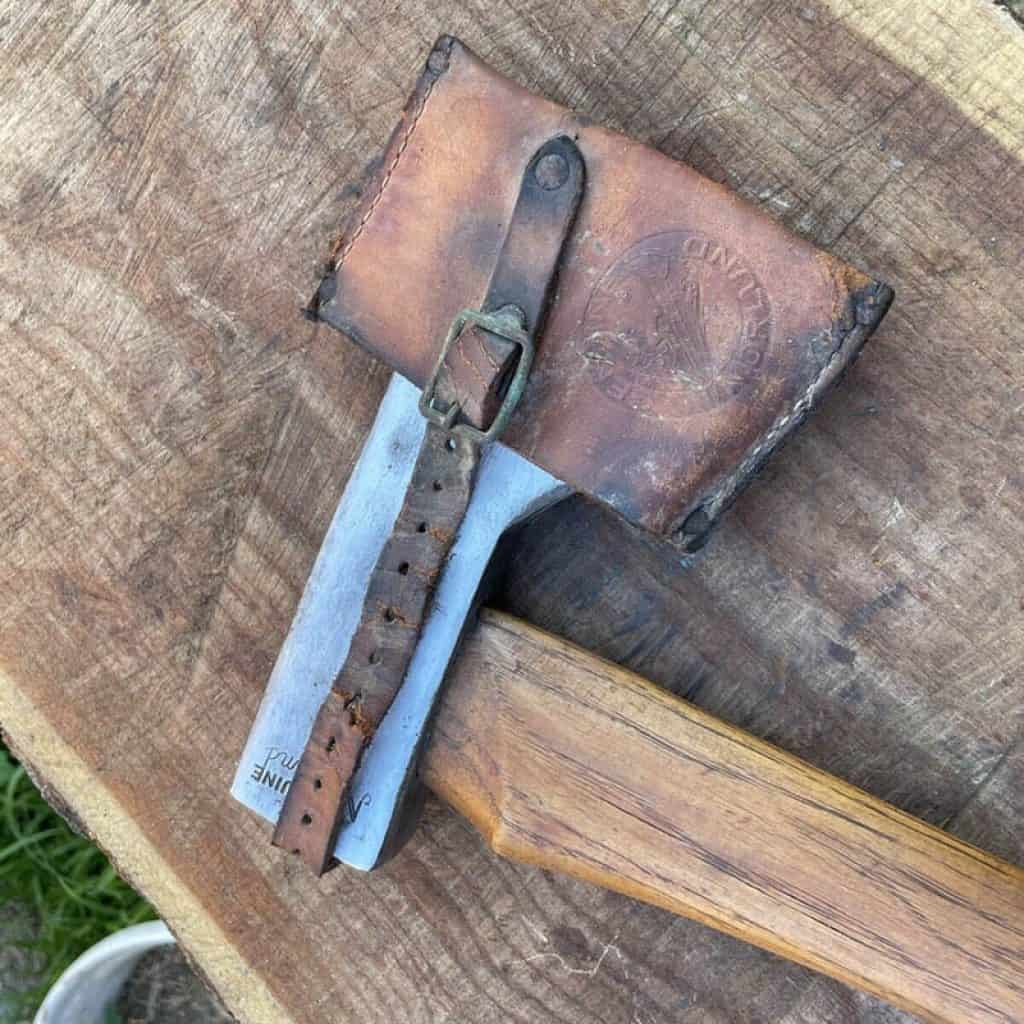 9 Best Axe Sheaths 2025 | Leather Hatchet And Axe Covers